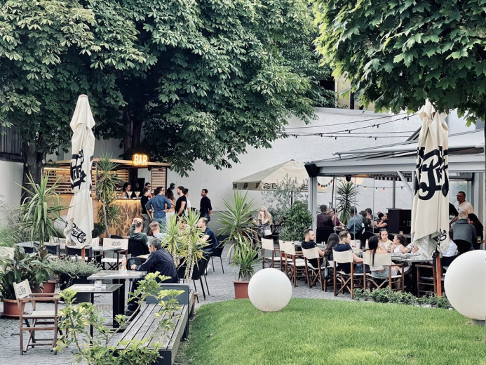 Fat Mama - Helyszín - Budapest