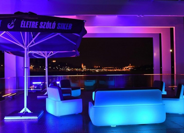 STOPPER Úszóház - Helyszín - Budapest